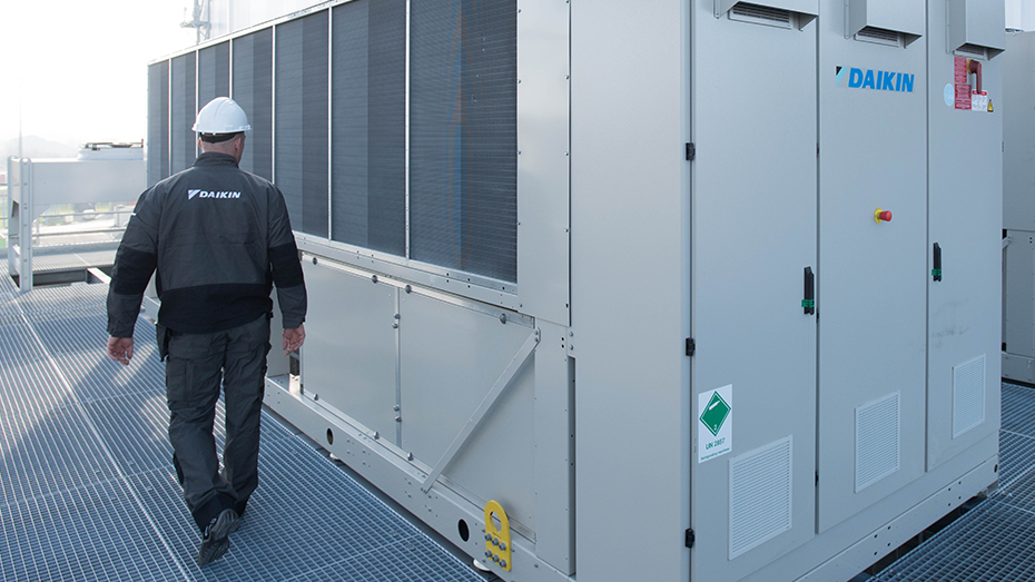 Chiller Units & Air-side Equipment | HVAC Solutions | Daikin