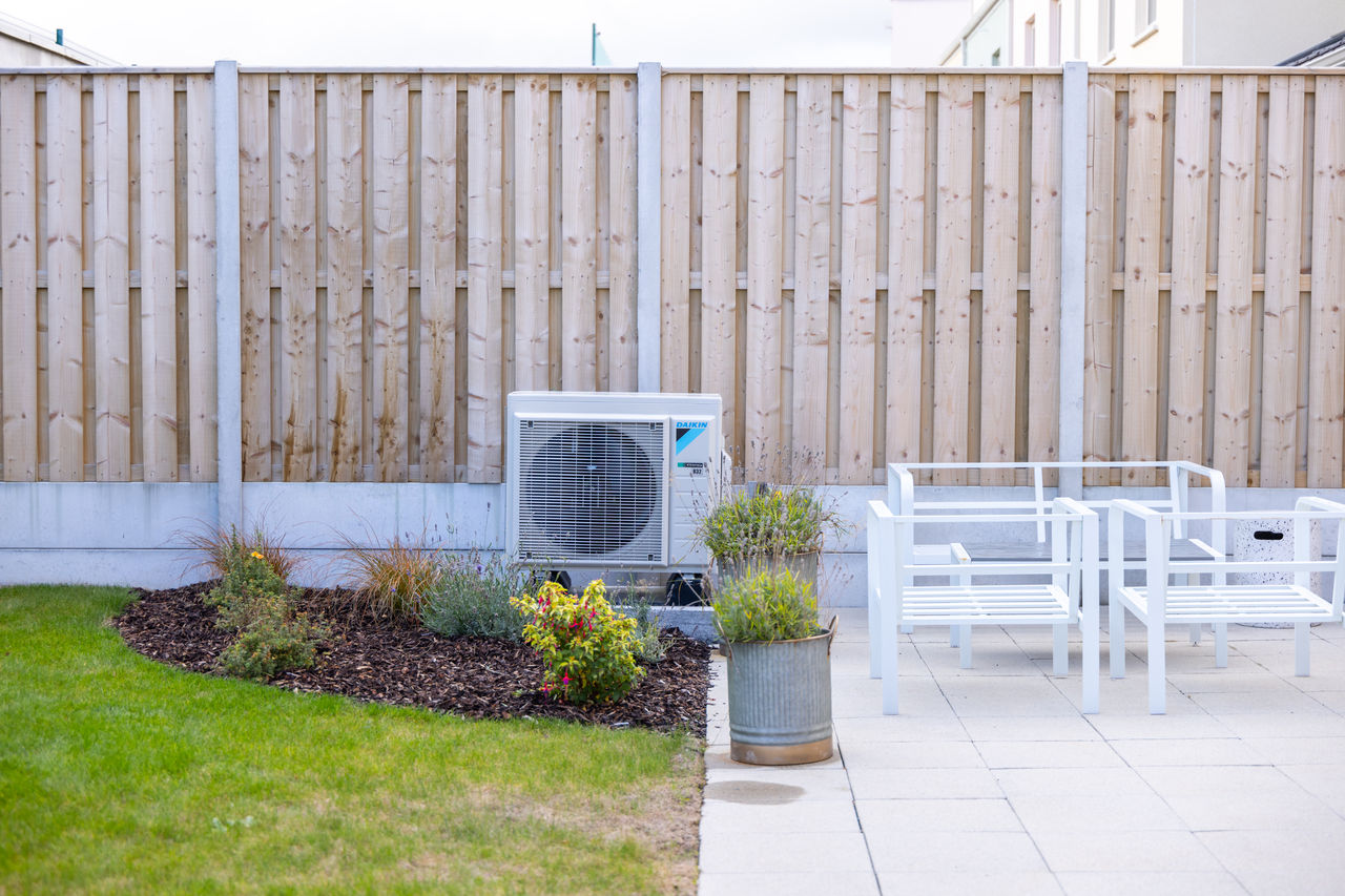 A modular chiller system solution for an office building | Daikin